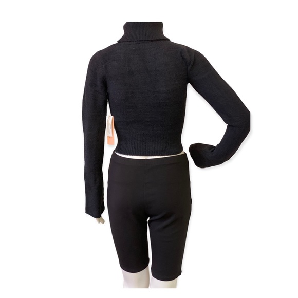 Anwnd | Tops | Fuzzy Turtle Neck Crop Top | Poshmark